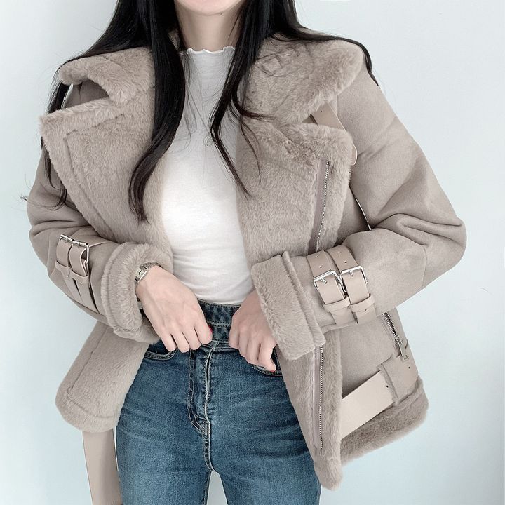 SJK2896 ハイネックムートンファーベルトショートジャケット ジャケット - banhari market