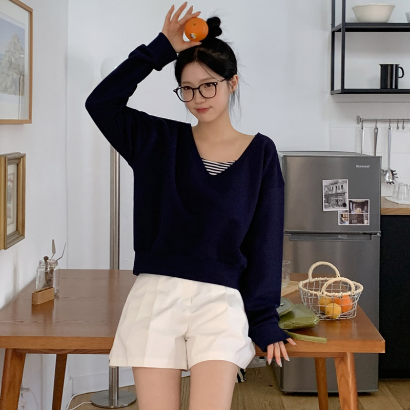 STS63806 (レイヤードルック/シルエットが綺麗!) ポートリー ディープVネック ルーズフィット スウェット スウェット - attrangs